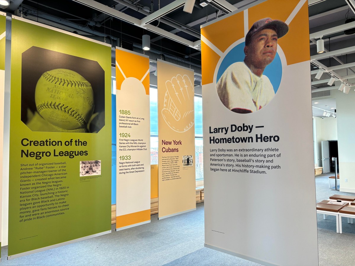 Presentación sobre los Hermanos Martínez y su impacto en el béisbol ...