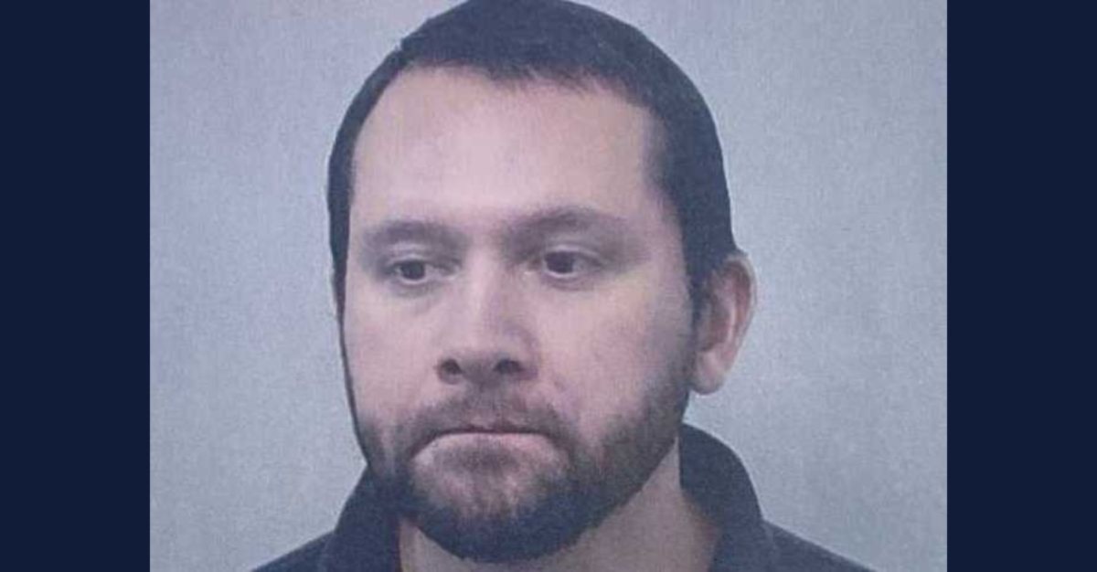 Padre sentenciado a cadena perpetua por asesinato y tortura de su bebé ...