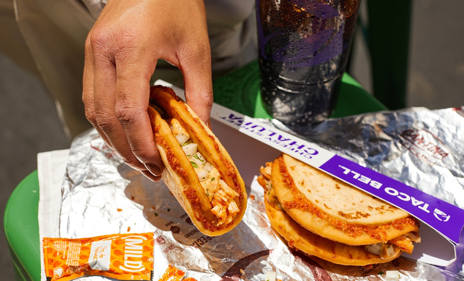 Taco Bell lanza tacos estilo callejero con un toque de queso - El Diario NY