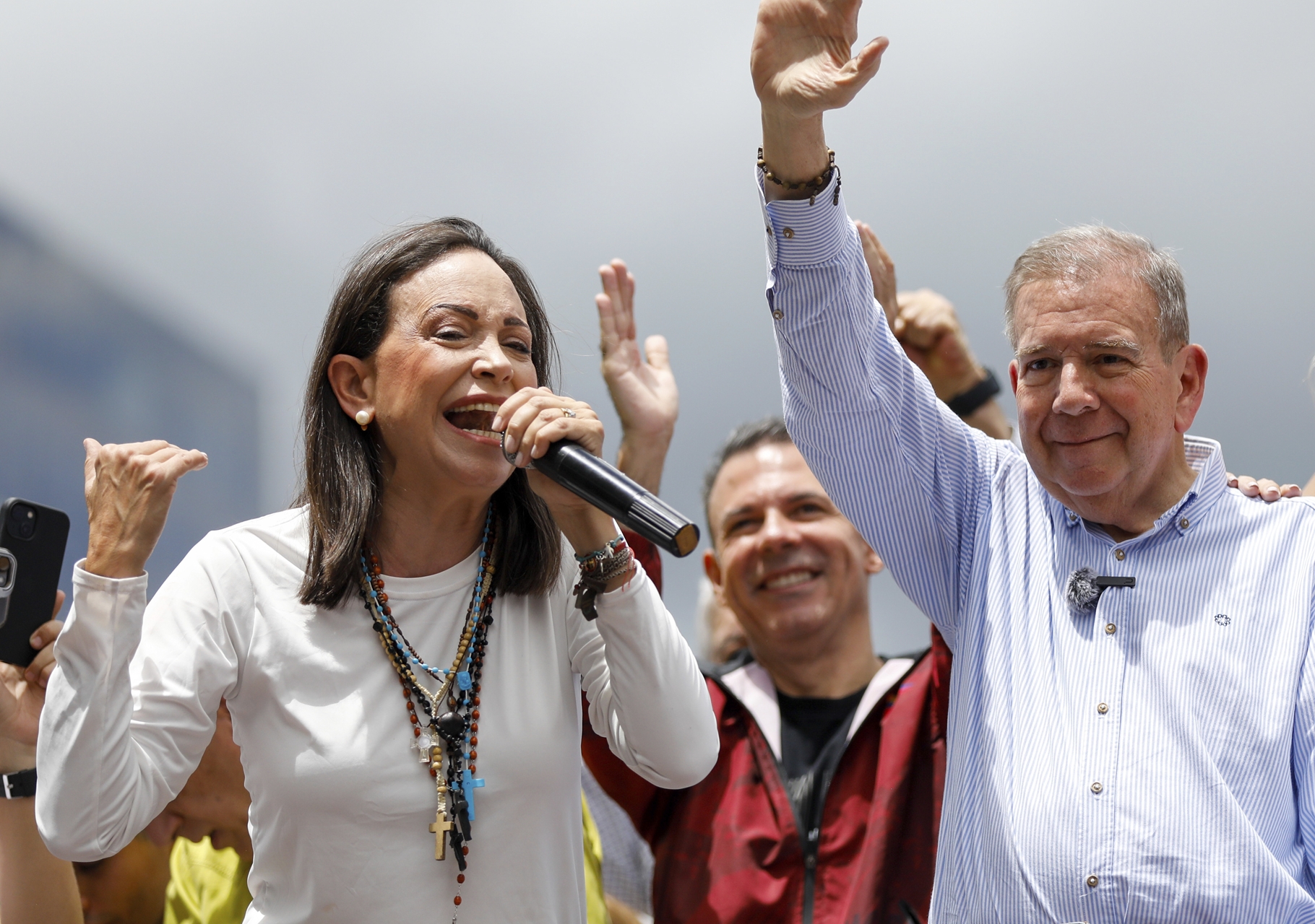 María Corina Machado aparece en pantalla de Times Square y venezolanos ...