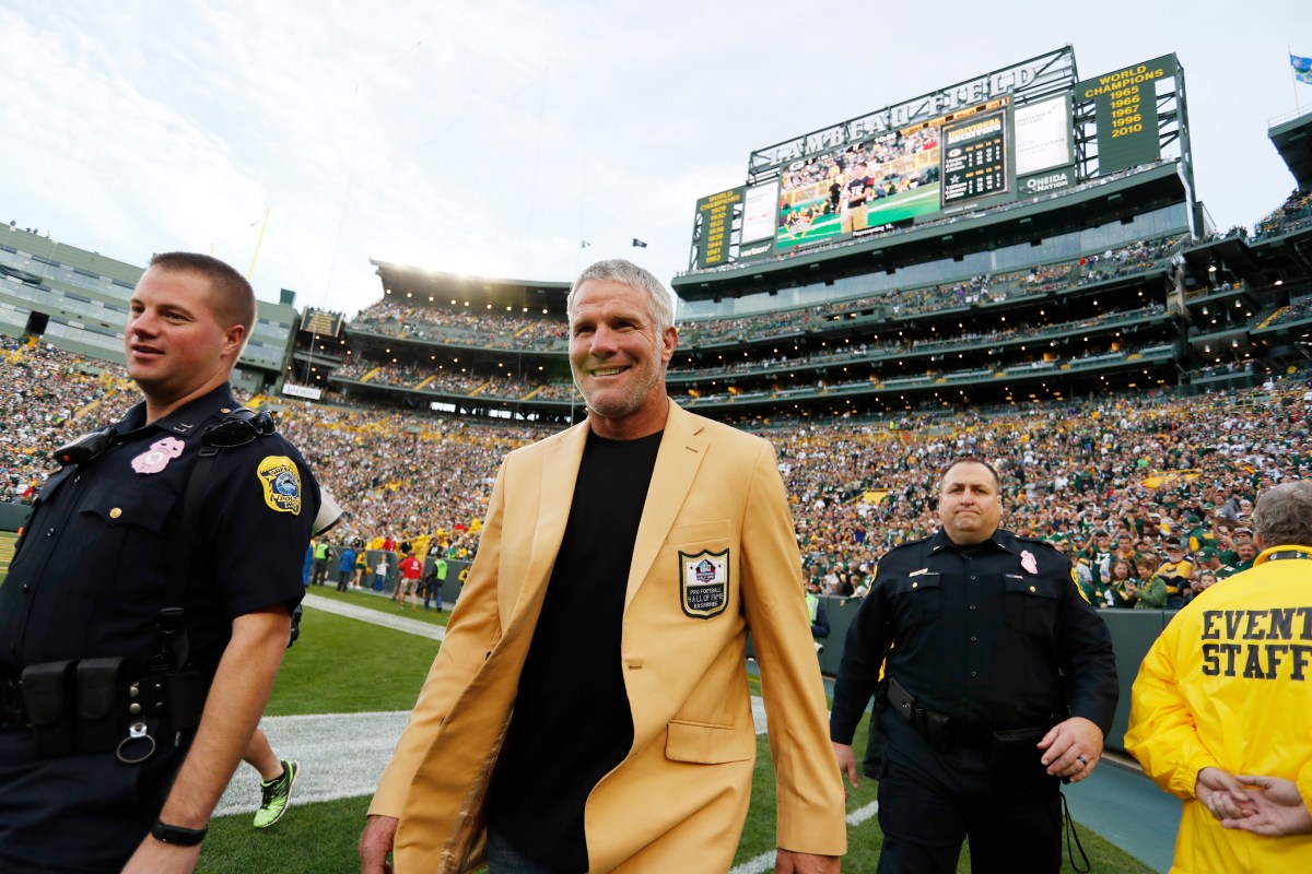Brett Favre, de ídolo a sospechoso de cometer fraude y ahora enfermo de ...