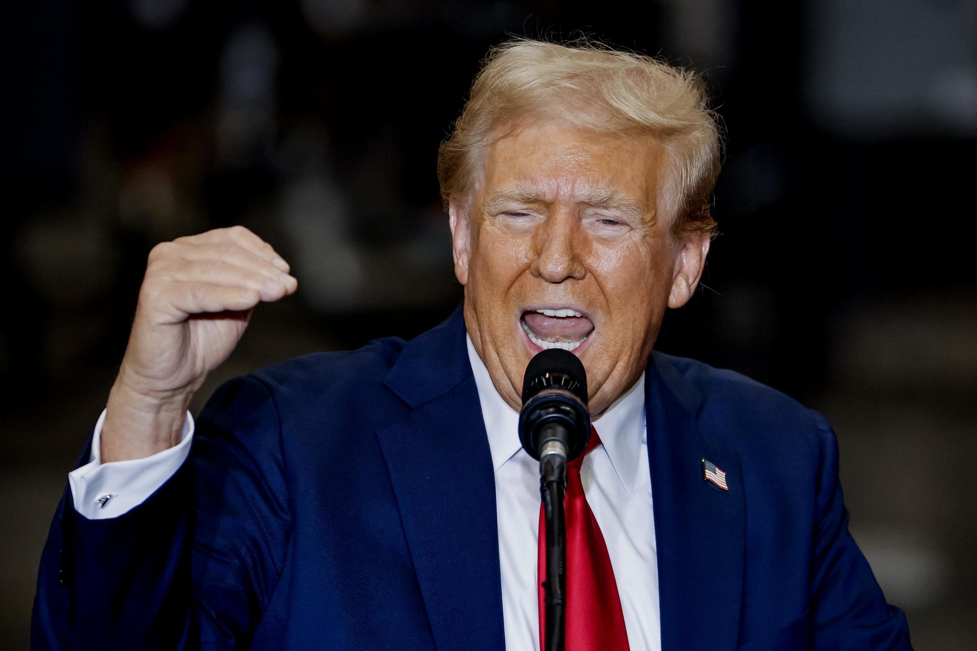 Parole humanitario y CBP One serán revocados: la advertencia de Trump si gana las elecciones ...