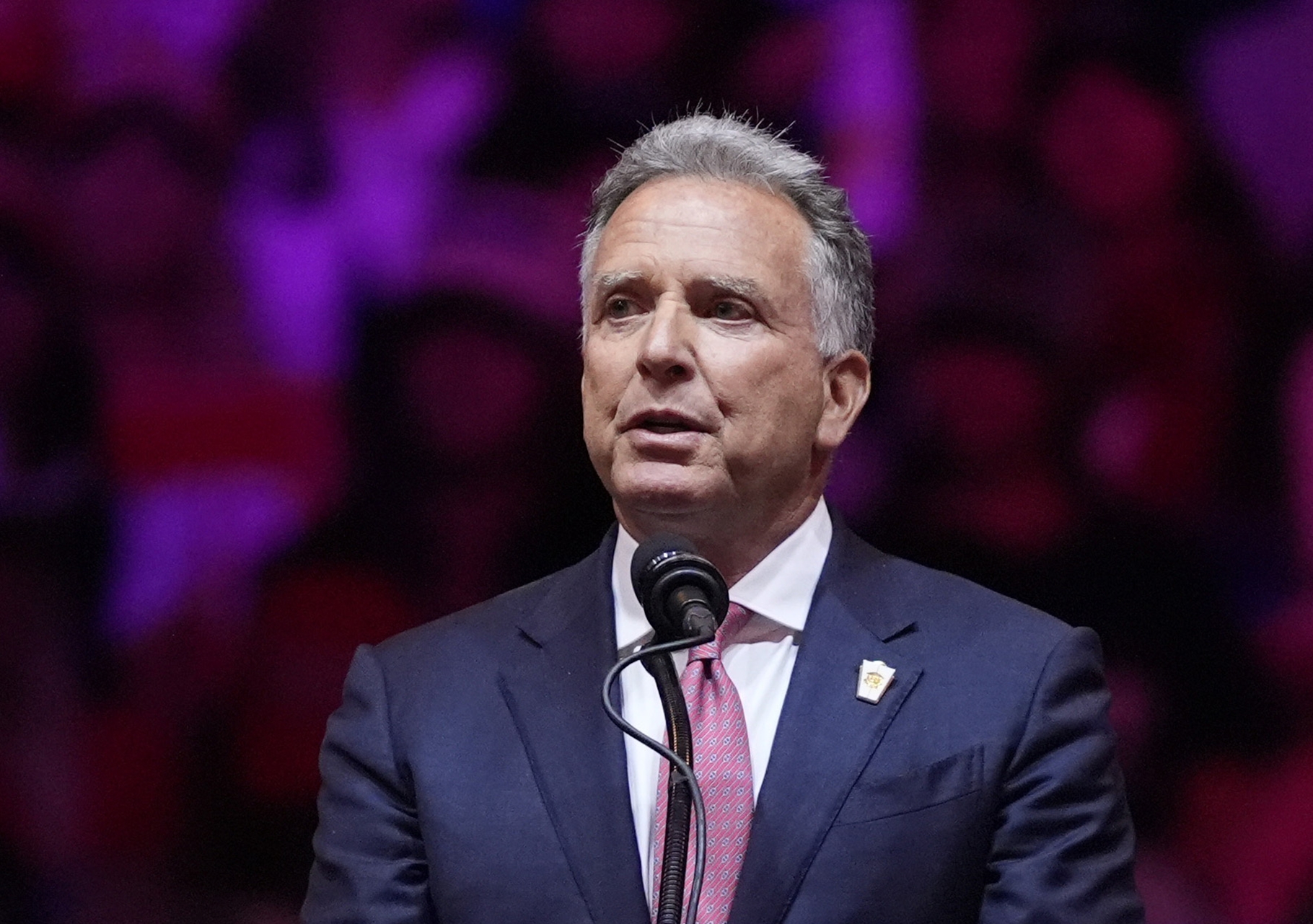 Steve Witkoff elegido por Donald Trump como enviado especial a Oriente ...