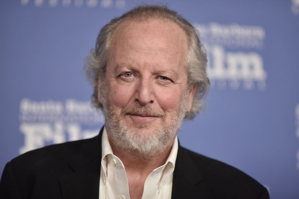 Daniel Stern muestra cómo vive en su rancho rodeado de naturaleza - El ...