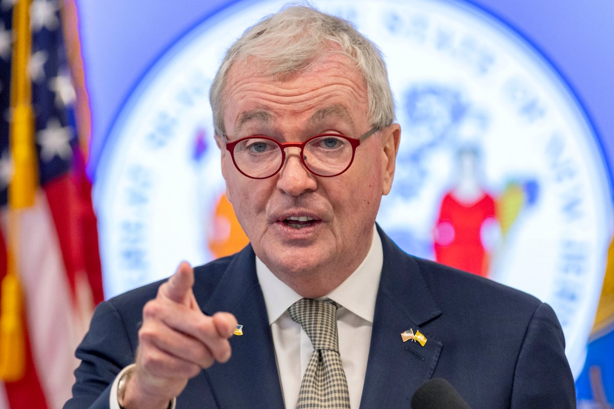 Nueva Jersey pide más ayuda a Biden para investigar misteriosa aparición de drones - El Diario NY