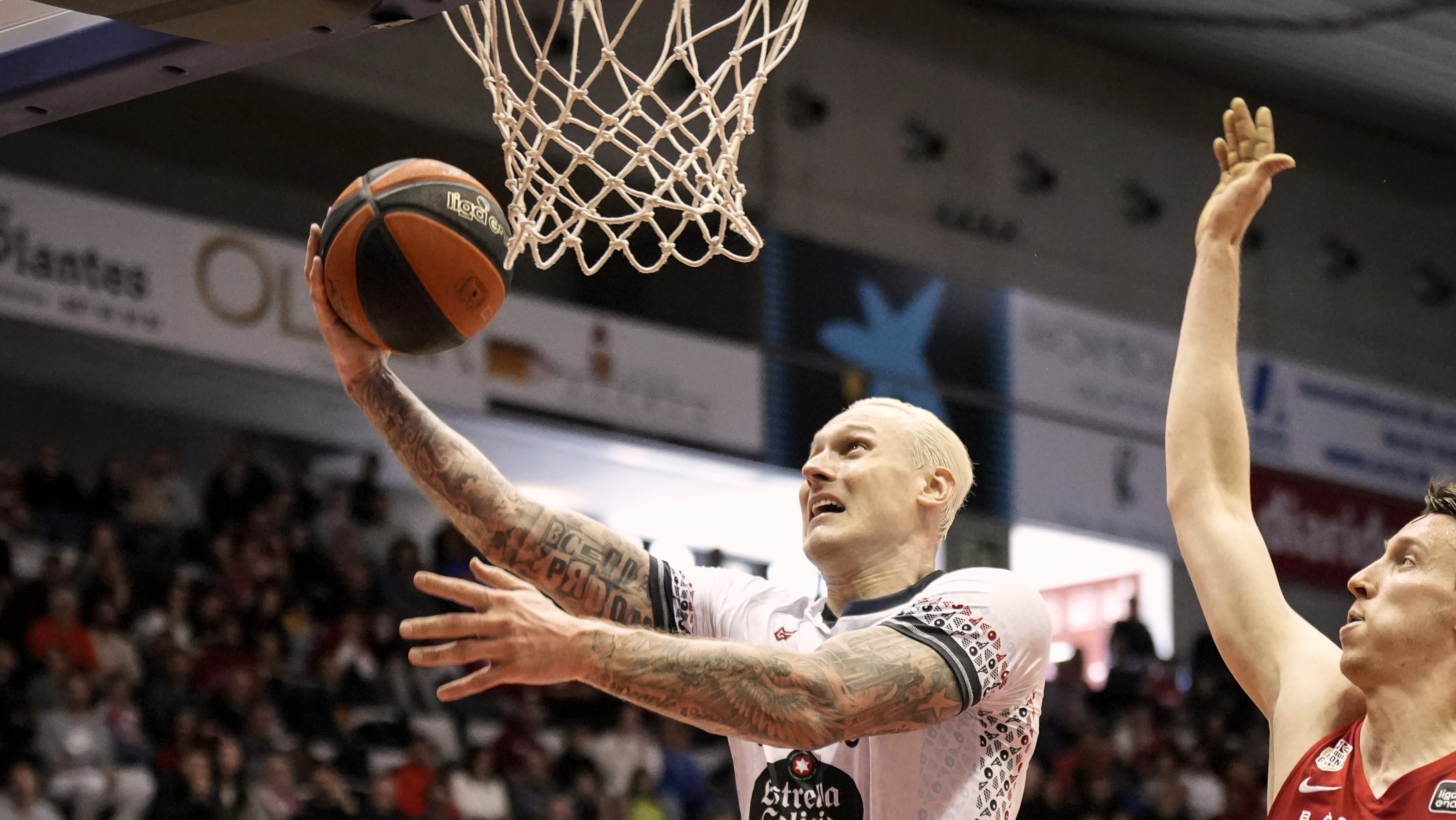 Exjugador de Orlando Magic, Janis Timma, se habría suicidado tras ...