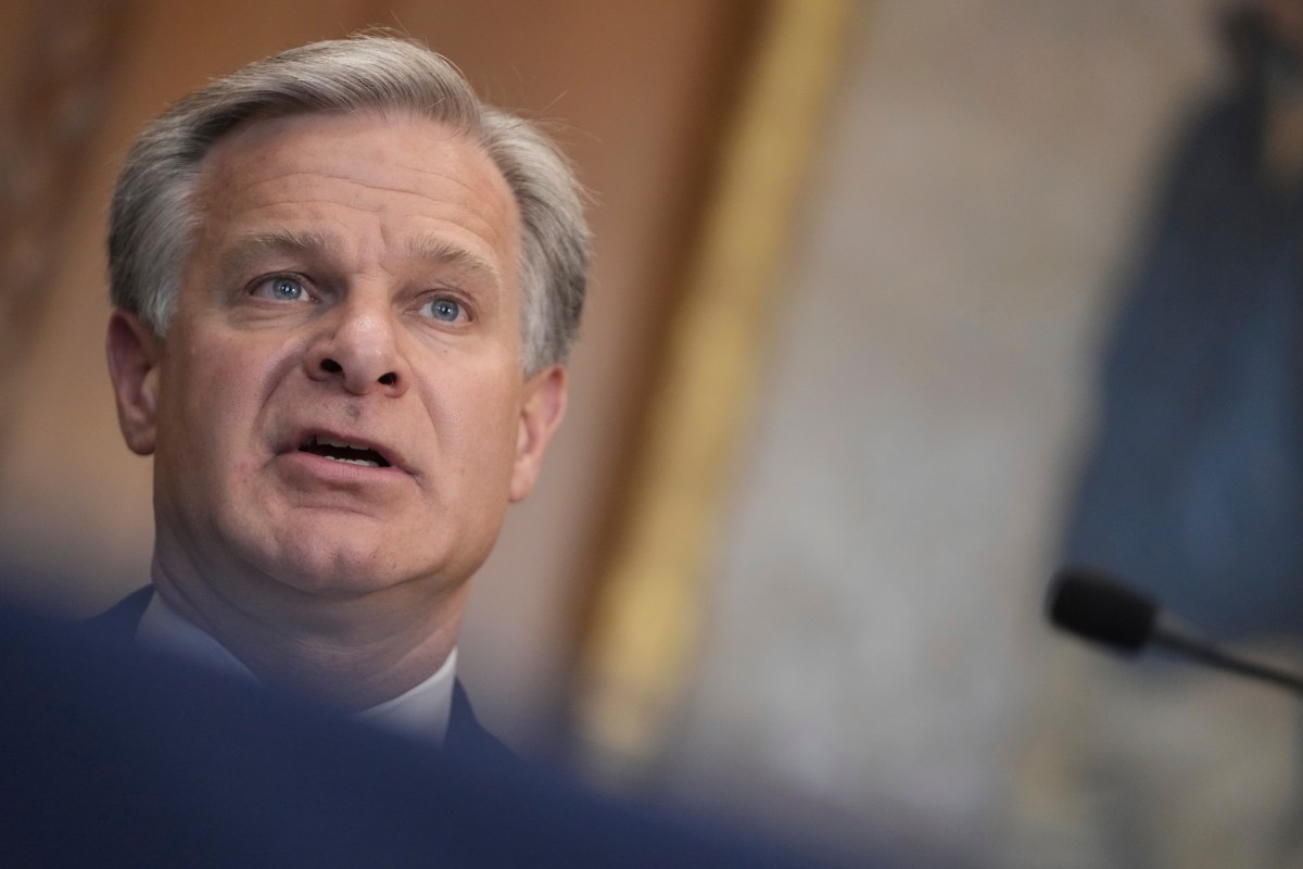 Christopher Wray, director del FBI, dice que renunciará antes de la ...