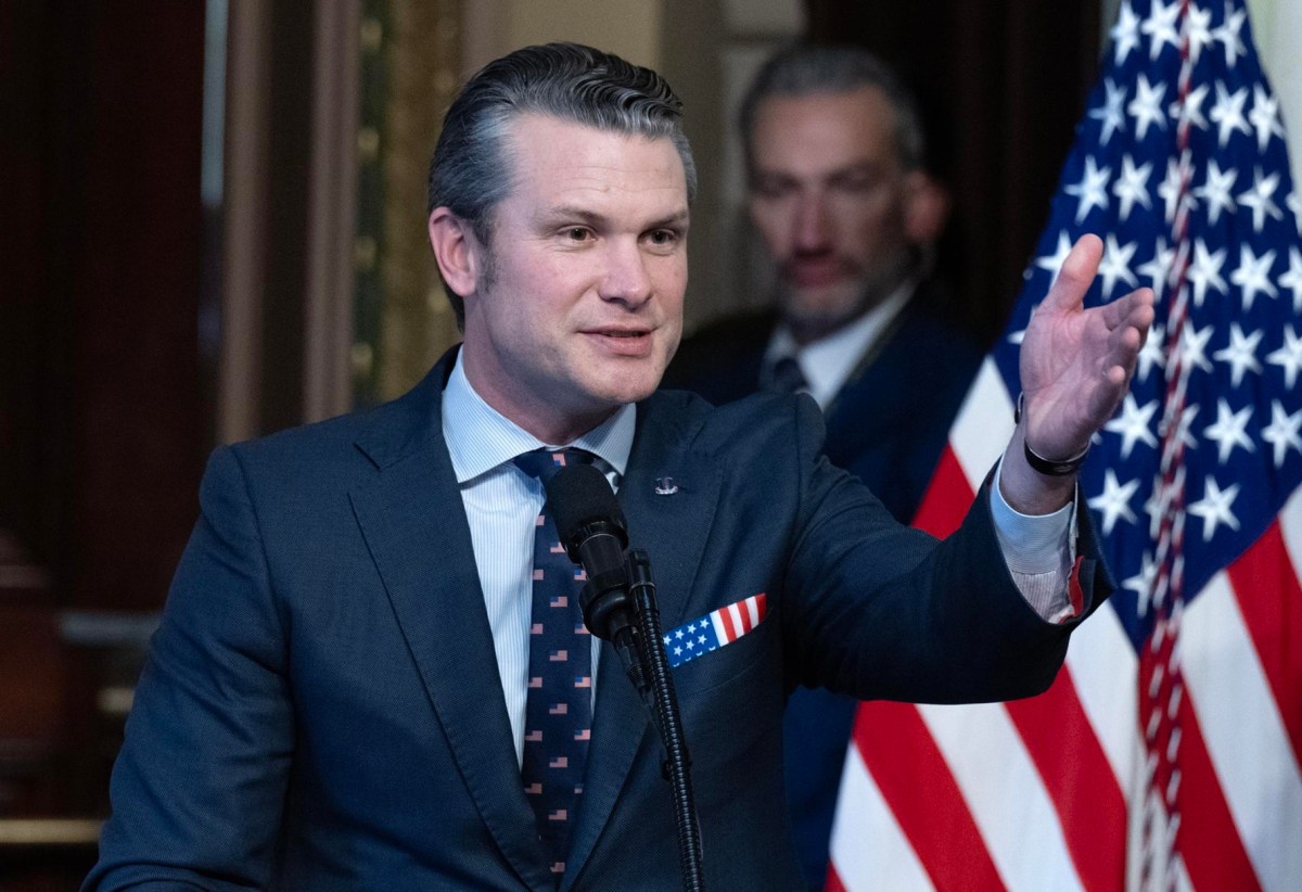 Senado confirma a Pete Hegseth como secretario de Defensa tras votación dividida - El Diario NY