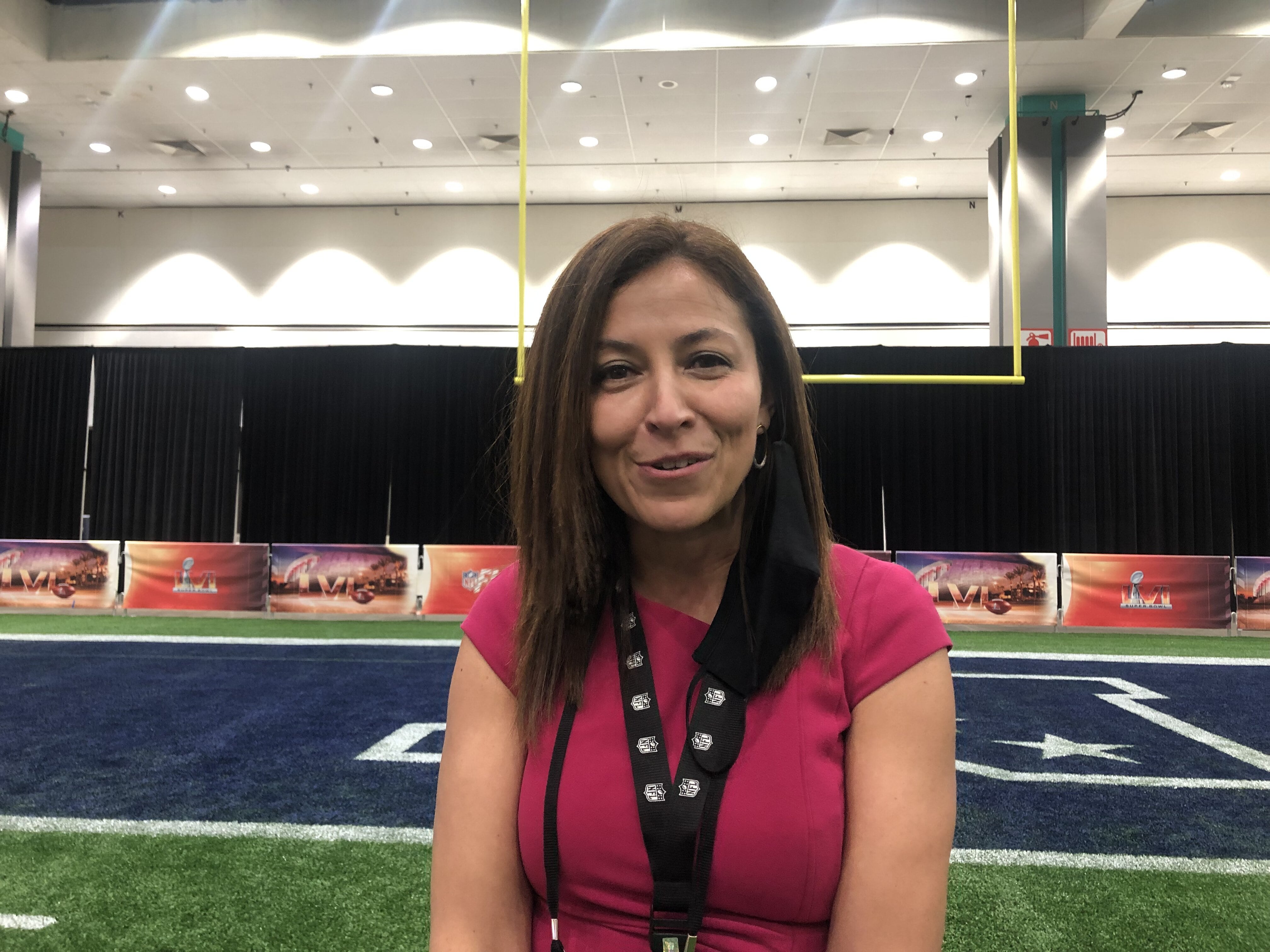 Marissa Solis: La latina que llegó a la NFL - El Diario NY