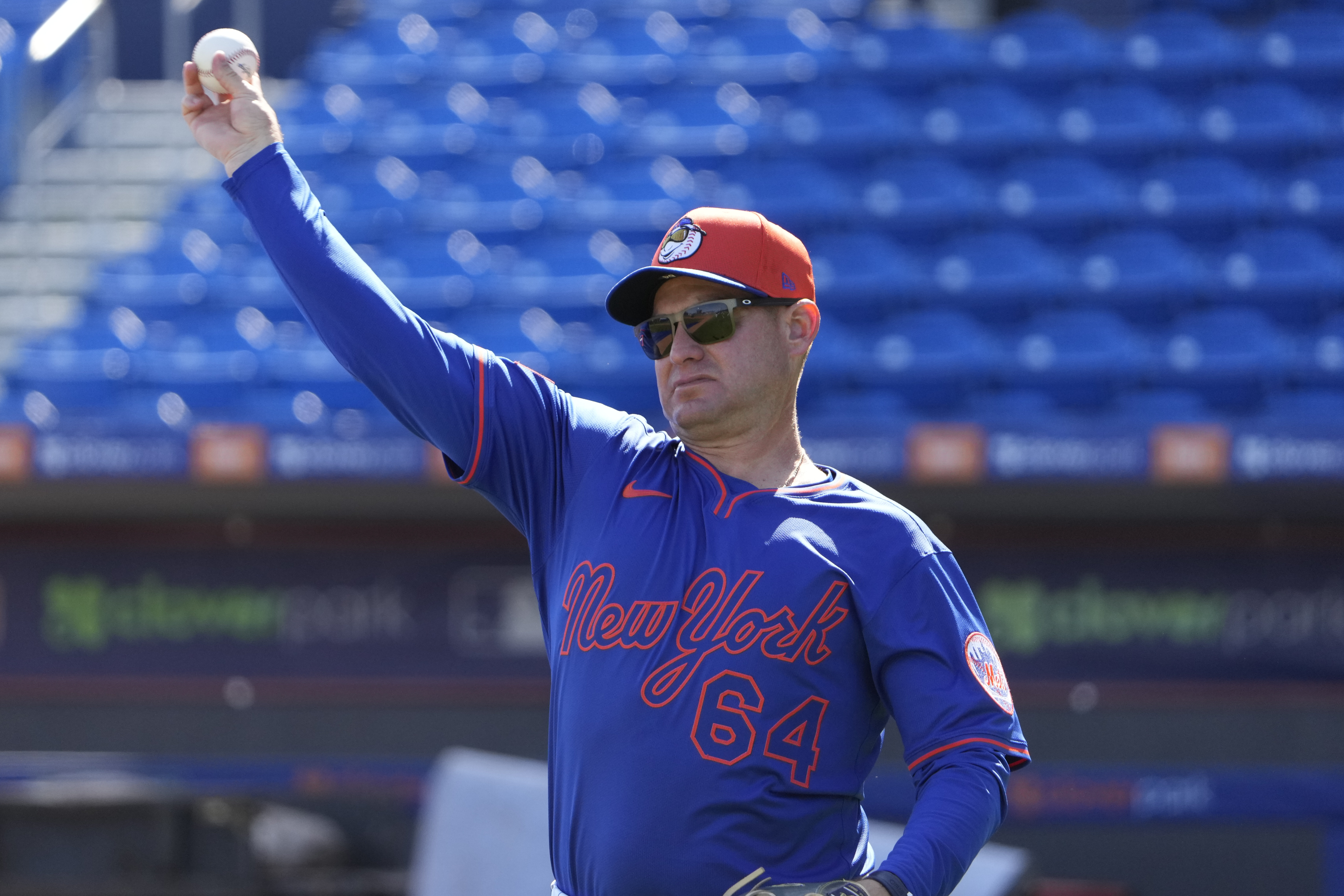 "Tenemos varias opciones": Carlos Mendoza sobre el bullpen de los Mets ...