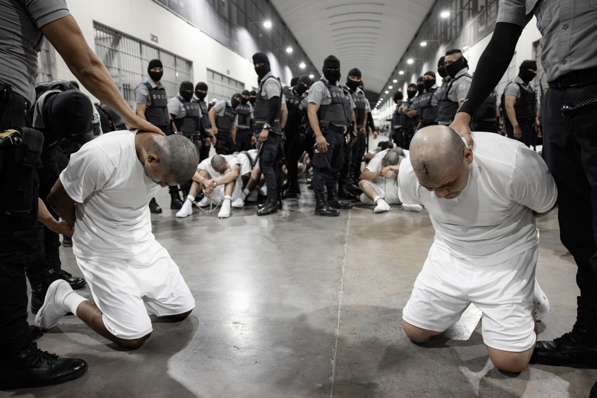 Así fue el amplio despliegue en El Salvador por deportación de criminales del Tren de Aragua ...