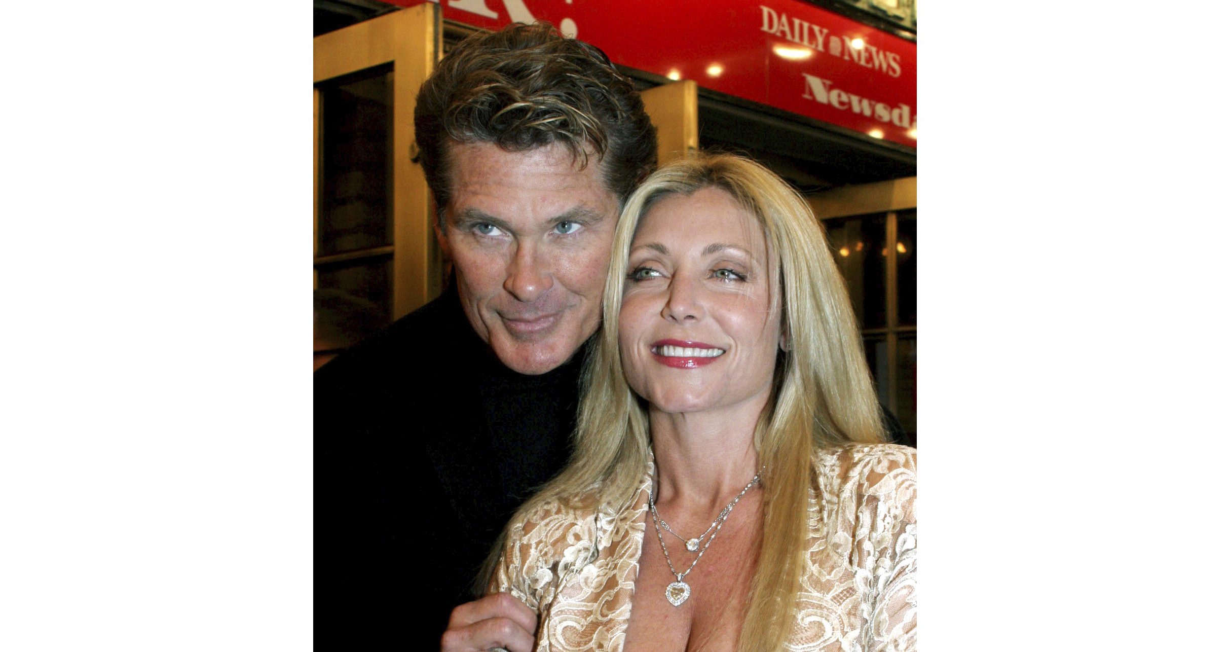 Hallan muerta a la actriz Pamela Bach, exesposa de David Hasselhoff ...
