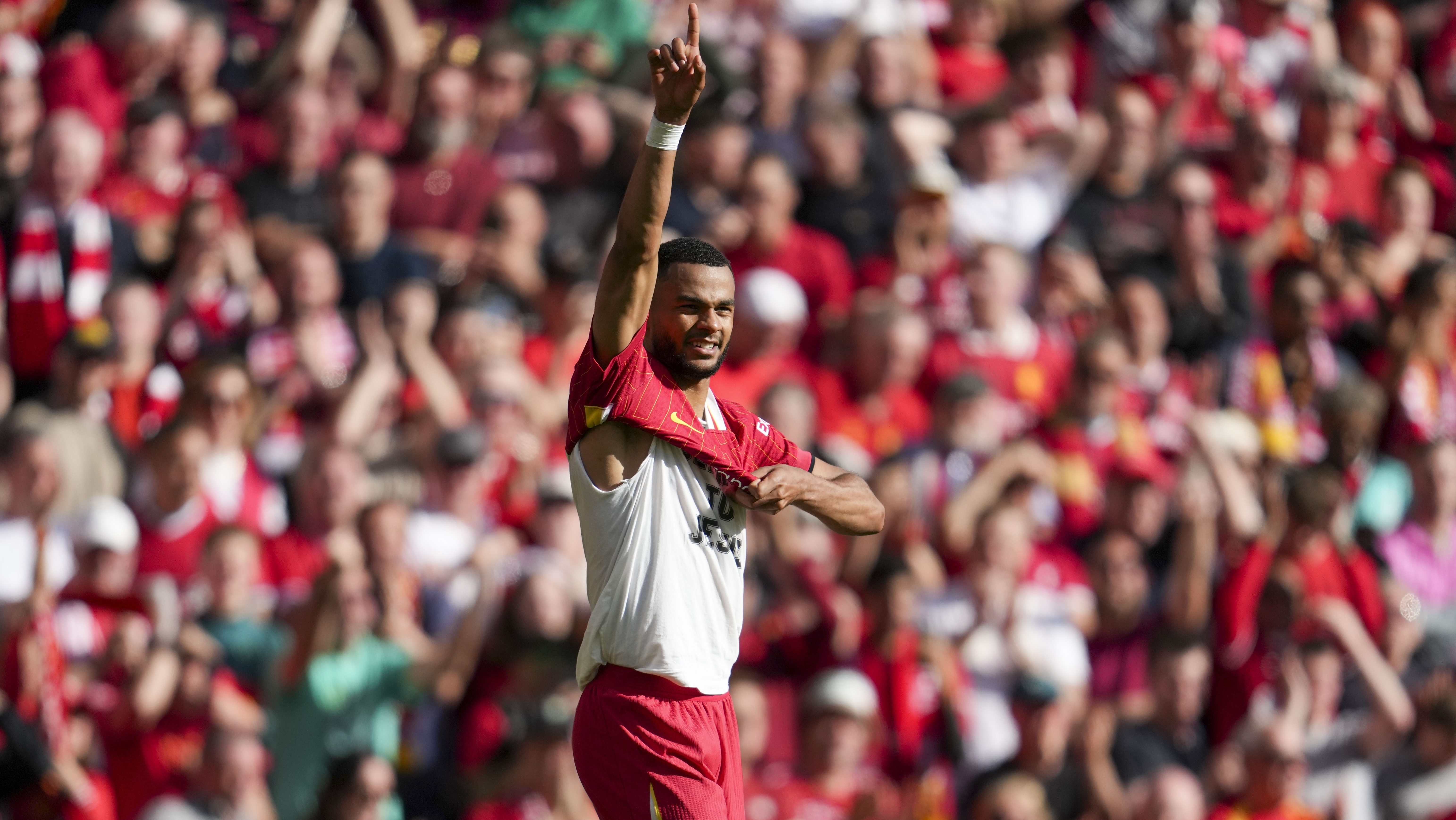 Gakpo emula la icónica celebración de Kaká tras anotar en la goleada ...