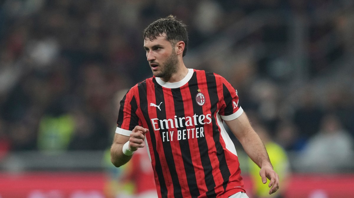 Nueva camiseta del AC Milan 2025-26 rinde homenaje al “Diablo” con ...