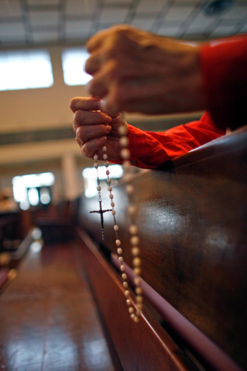 Suspenden a sacerdote católico en Puerto Rico por cancelar misa por ...