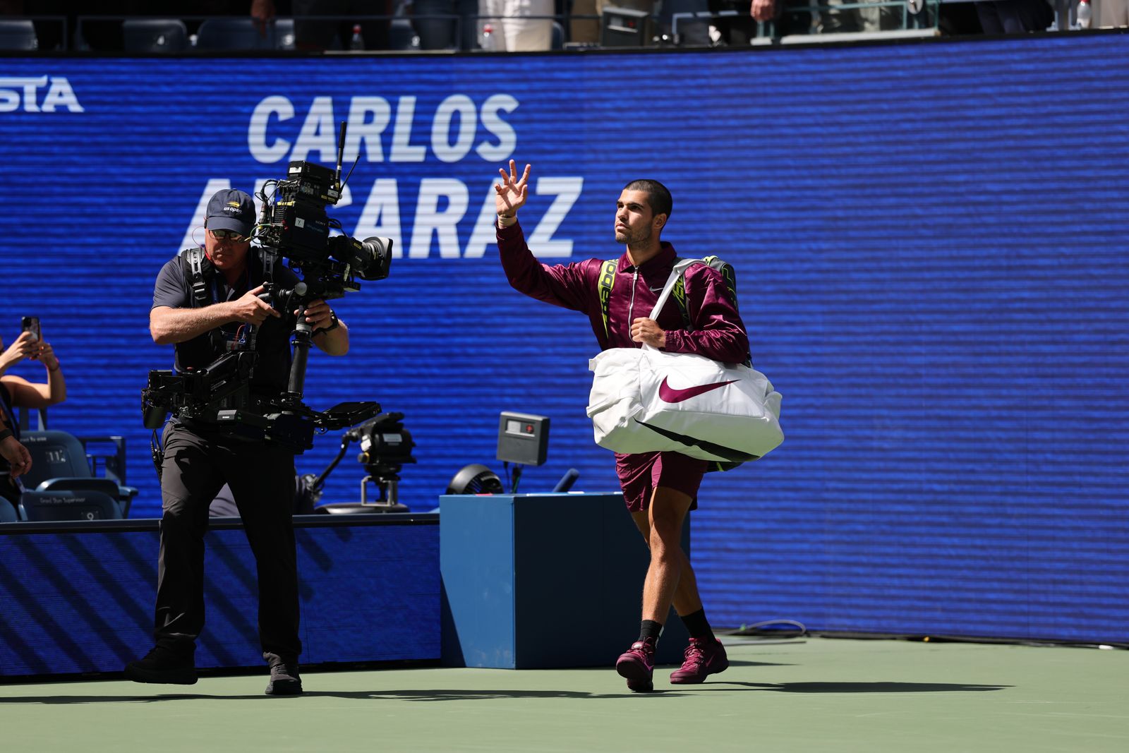 Carlos Alcaraz: "Jugamos dos partidos, el de los puntos y el del lenguaje corporal" - El Diario NY