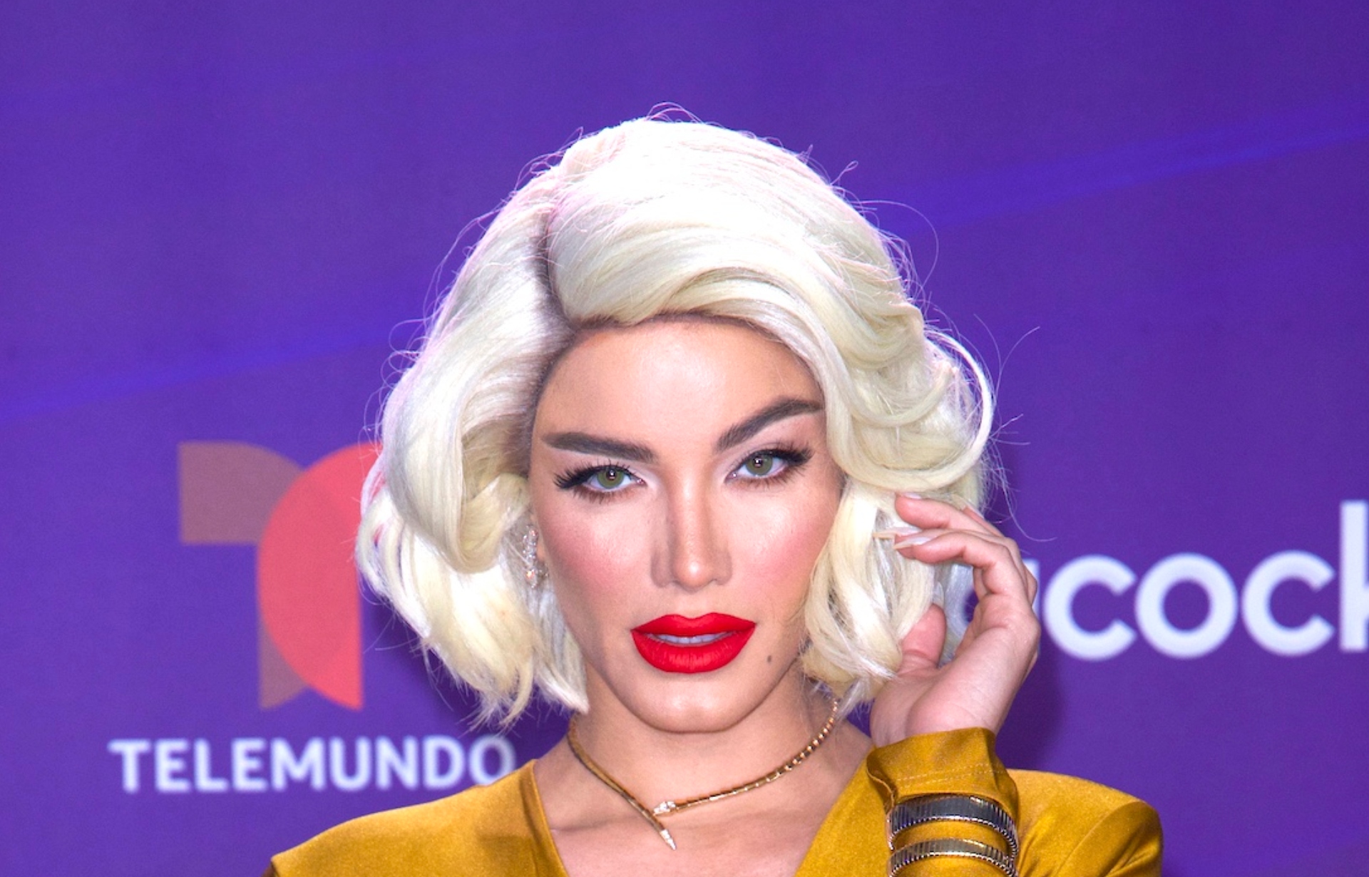 Aleska Génesis reacciona a las críticas por su peluca en Premios ...