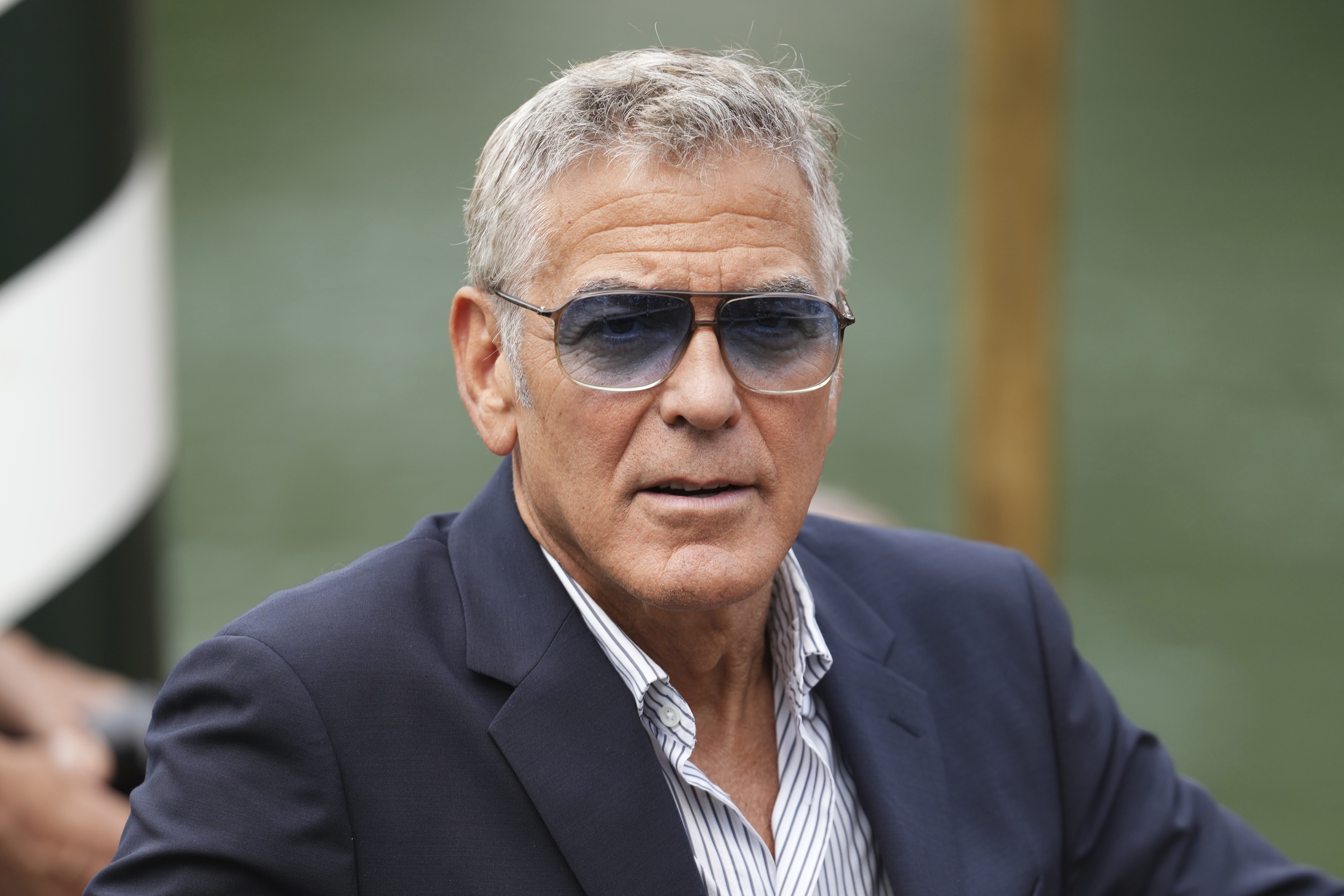 George Clooney se sincera sobre su pasado con las drogas y el alcohol ...