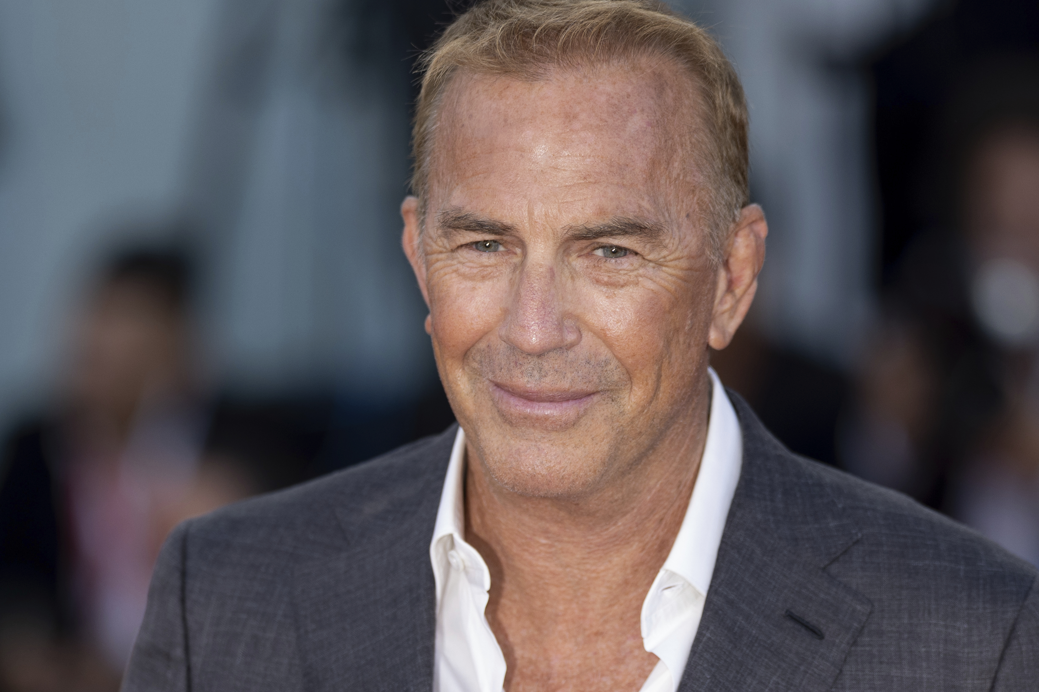 Kevin Costner enfrenta una nueva demanda tras el rodaje de 'Horizon 2 ...