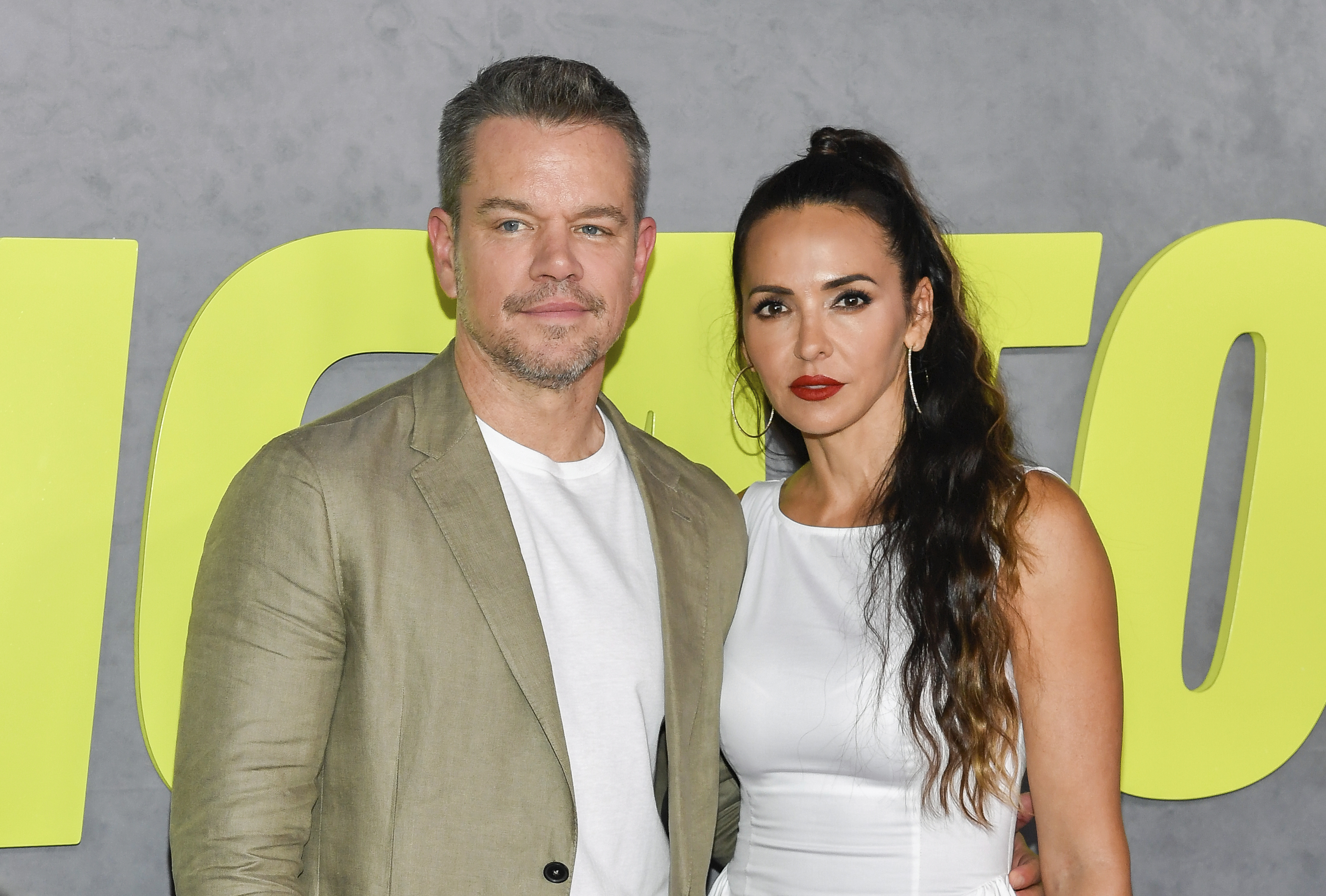 Matt Damon revela que su esposa Luciana Barroso estuvo “enamorada” de ...