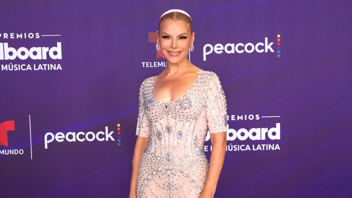 Olga Tañón es homenajeada y una avenida llevará su nombre en Puerto ...