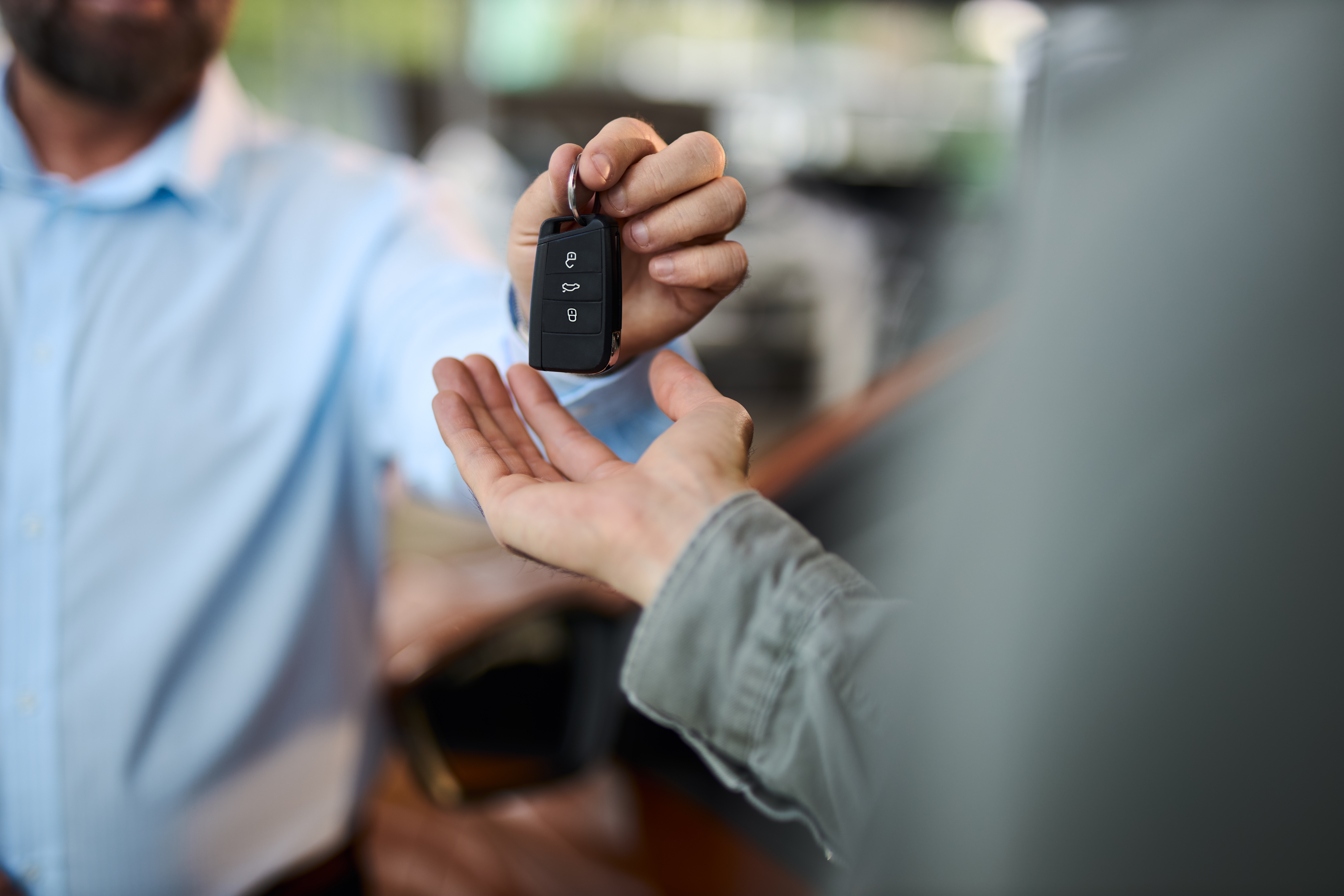 7 preguntas clave antes de comprar un auto usado o nuevo - El Diario NY