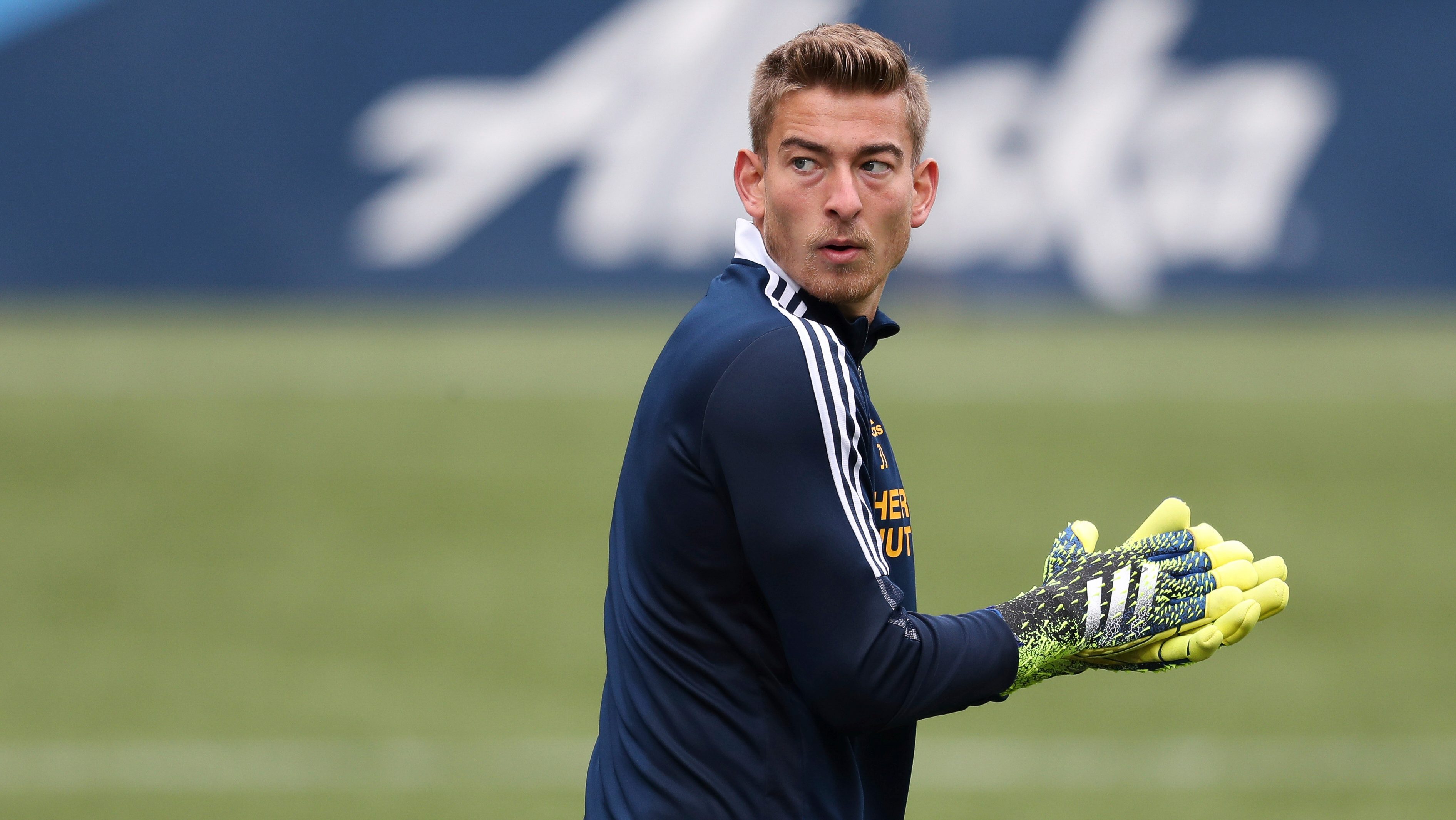 Portero Jonathan Klinsmann, hijo de Jurgen Klinsmann, se rompió el ...